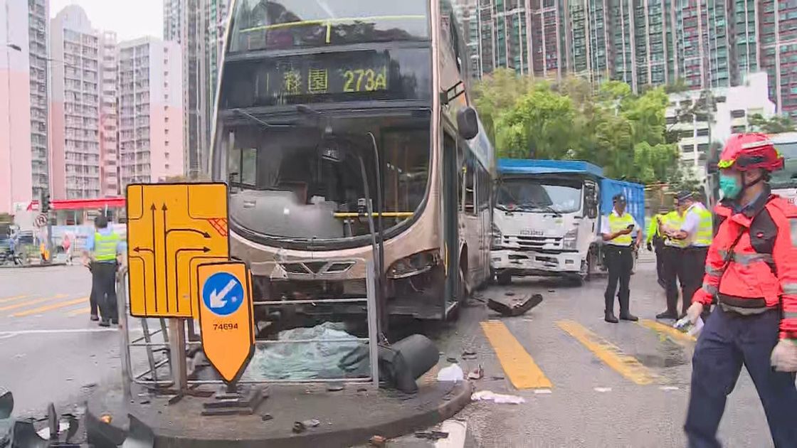 粉嶺三車相撞七人傷 63歲中型貨車司機涉危駕被捕 | 無綫新聞TVB News