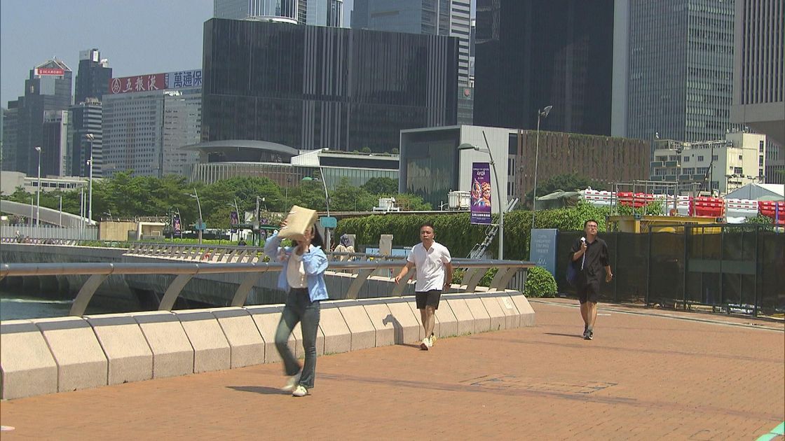 最熱小暑｜天文台錄最高氣溫34.3度 成有紀錄以來最熱小暑 | 無綫新聞TVB News