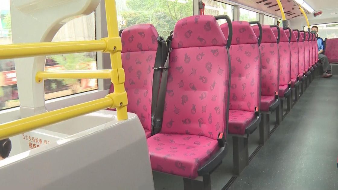 Seatbelt legislation to be in force starting on January 25 next year | 無綫新聞TVB News