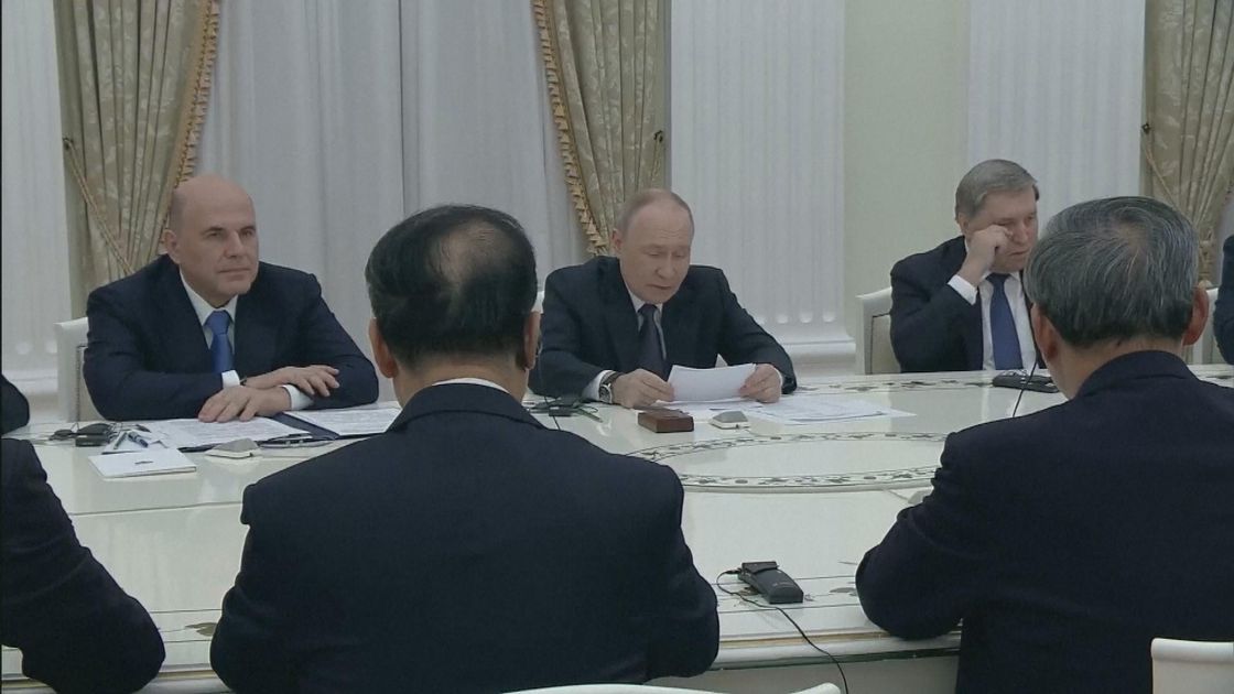 Premier Li Qiang meets with Russian president Vladimir Putin in Kremlin | 無綫新聞TVB News