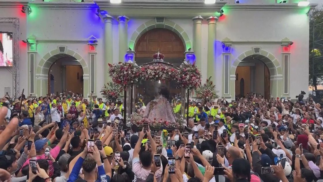 Democrats say Republicans abdicated responsibility after vote to dismiss war powers resolution ...