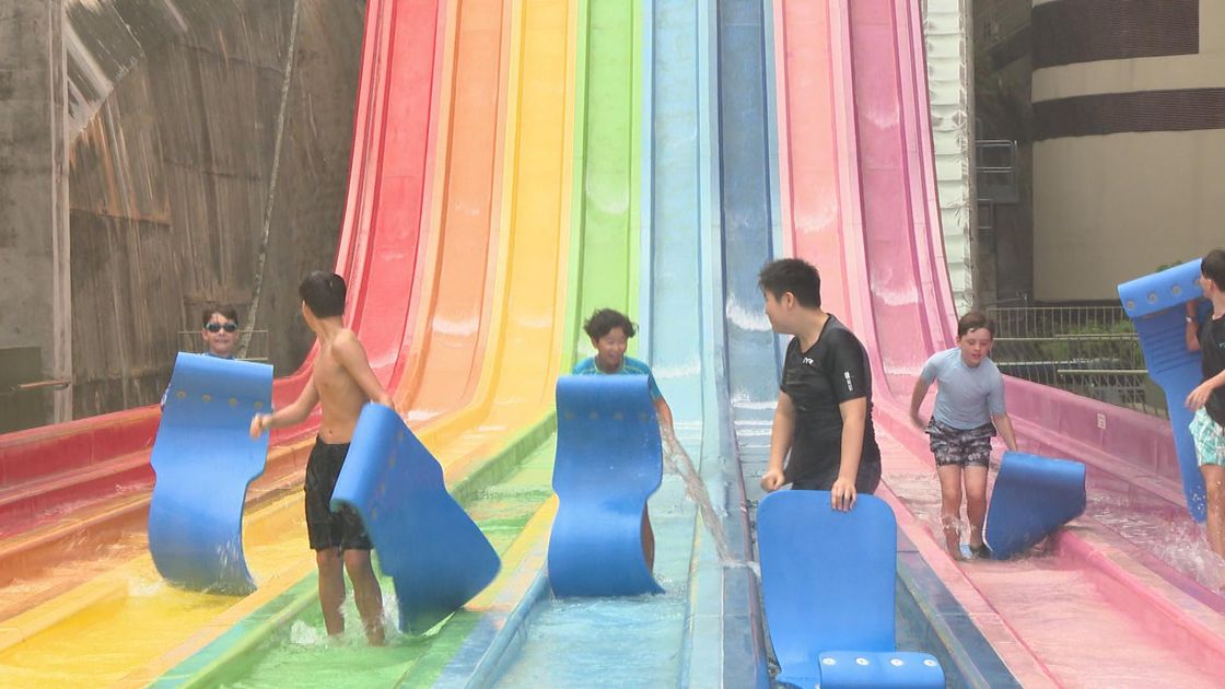 Water World reopens after winter-closing period | 無綫新聞TVB News